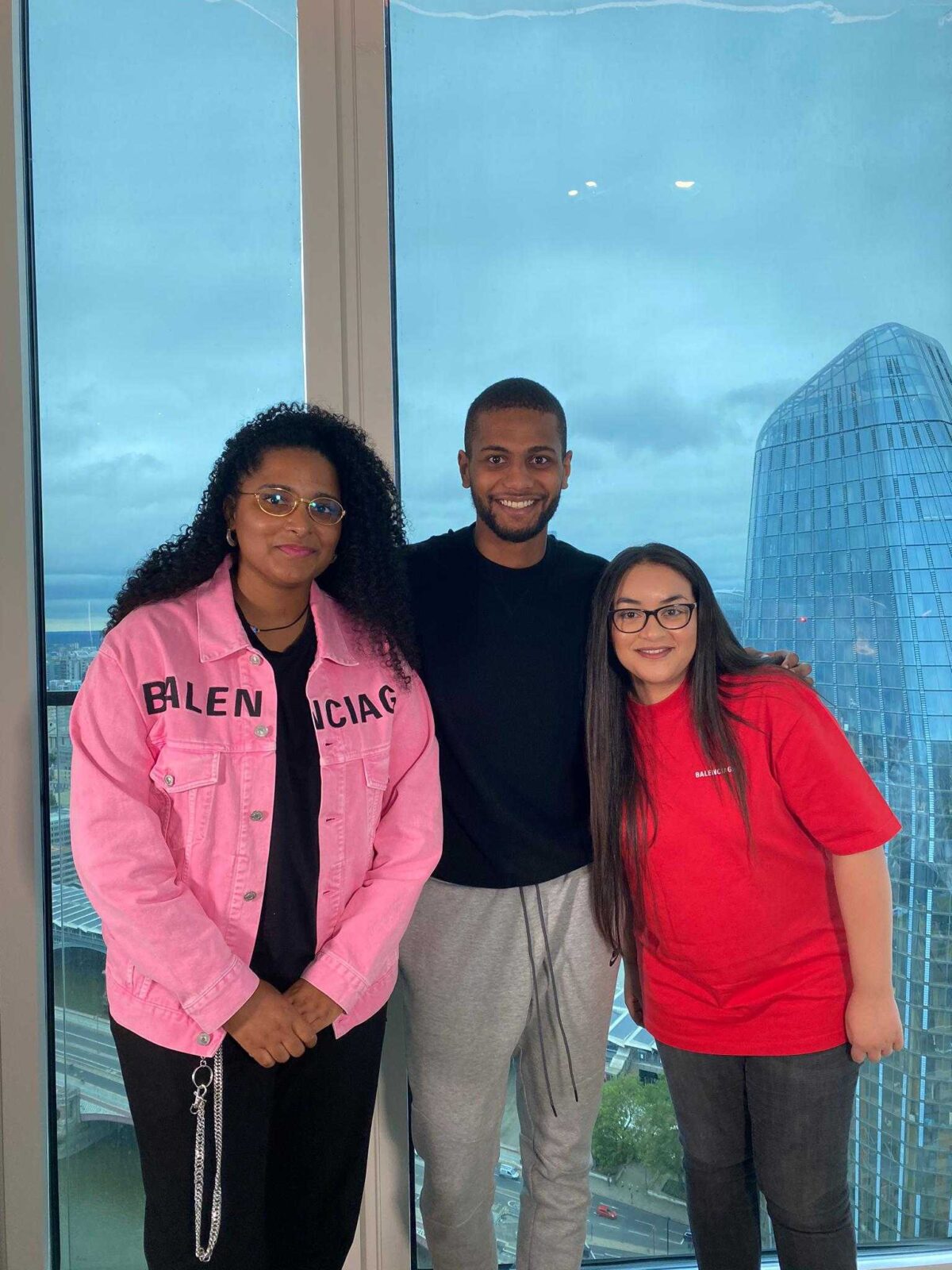 Yomi Denzel - Accueil - Yomi Denzel